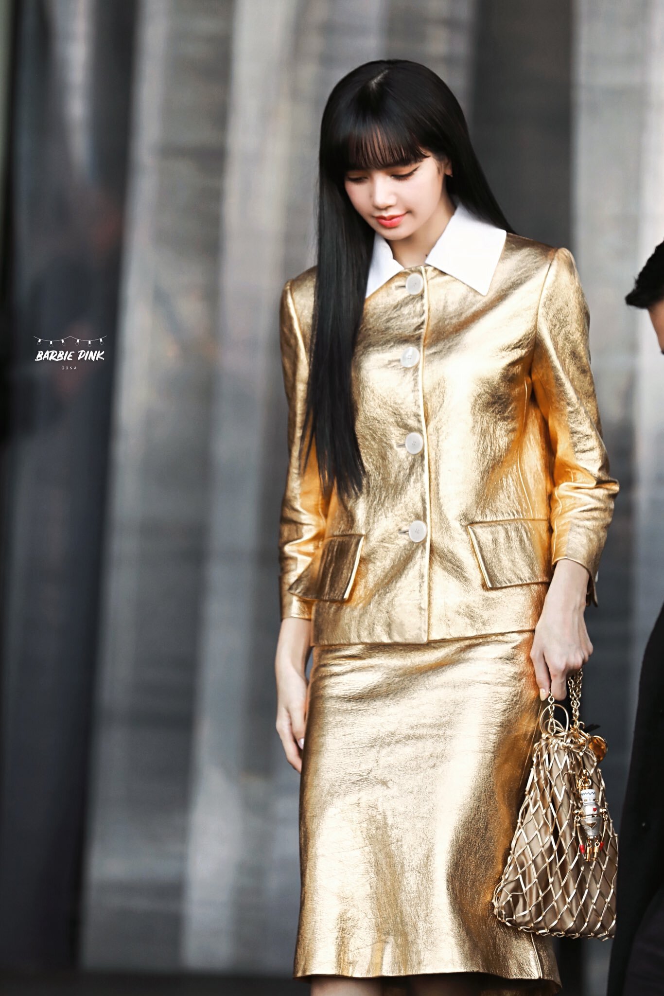 Lisa de BLACKPINK enamora al mundo durante el desfile de Prada | KpopLat