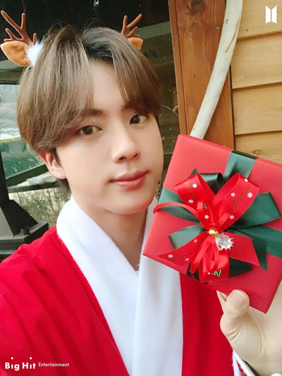 BTS obsequia a ARMY una hermosa sesión de Navidad para este 2020 | KpopLat