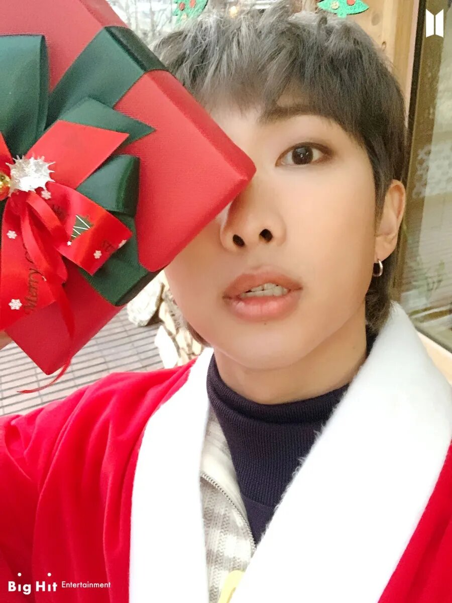 BTS obsequia a ARMY una hermosa sesión de Navidad para este 2020 | KpopLat