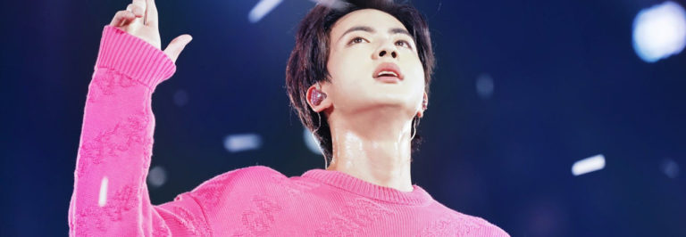 La historia detrás del color favorito de Jin de BTS el rosado | KpopLat