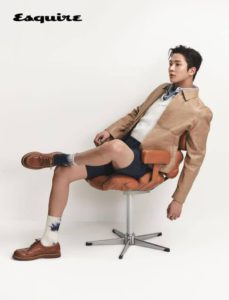 Rowoon de SF9 destaca sus habilidades como modelo en la revista Esquire ...