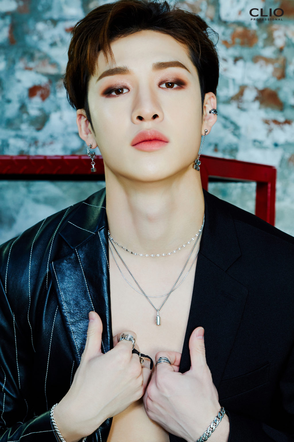 CLIO compartilha novas fotos incríveis de Stray Kids ‘Bang Chan e ...