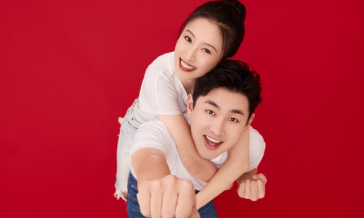 Wang Yanlin se casa con su novia universitaria Ai Jiani | KpopLat