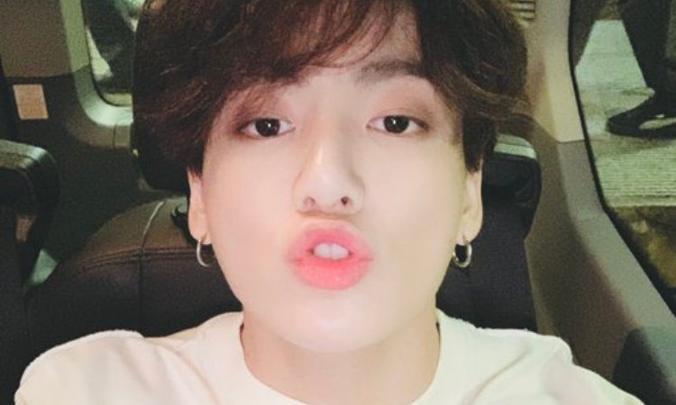 Jungkook de BTS nos cuenta cuál es el beso de sus sueños | KpopLat